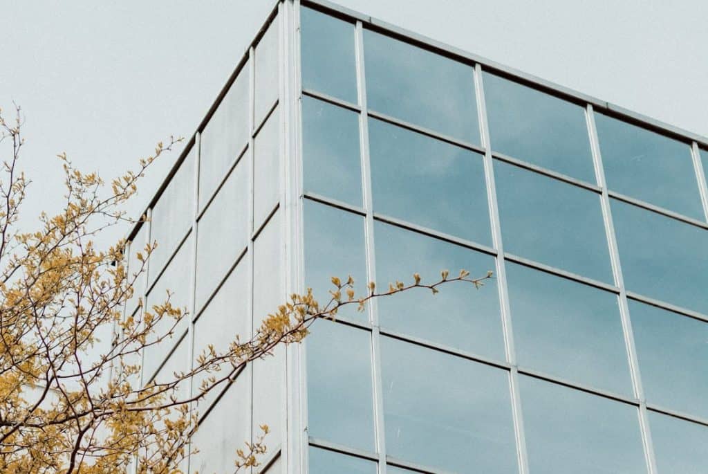 5 Key Benefits of Installing Tint in Commercial Offices - Museum Guide